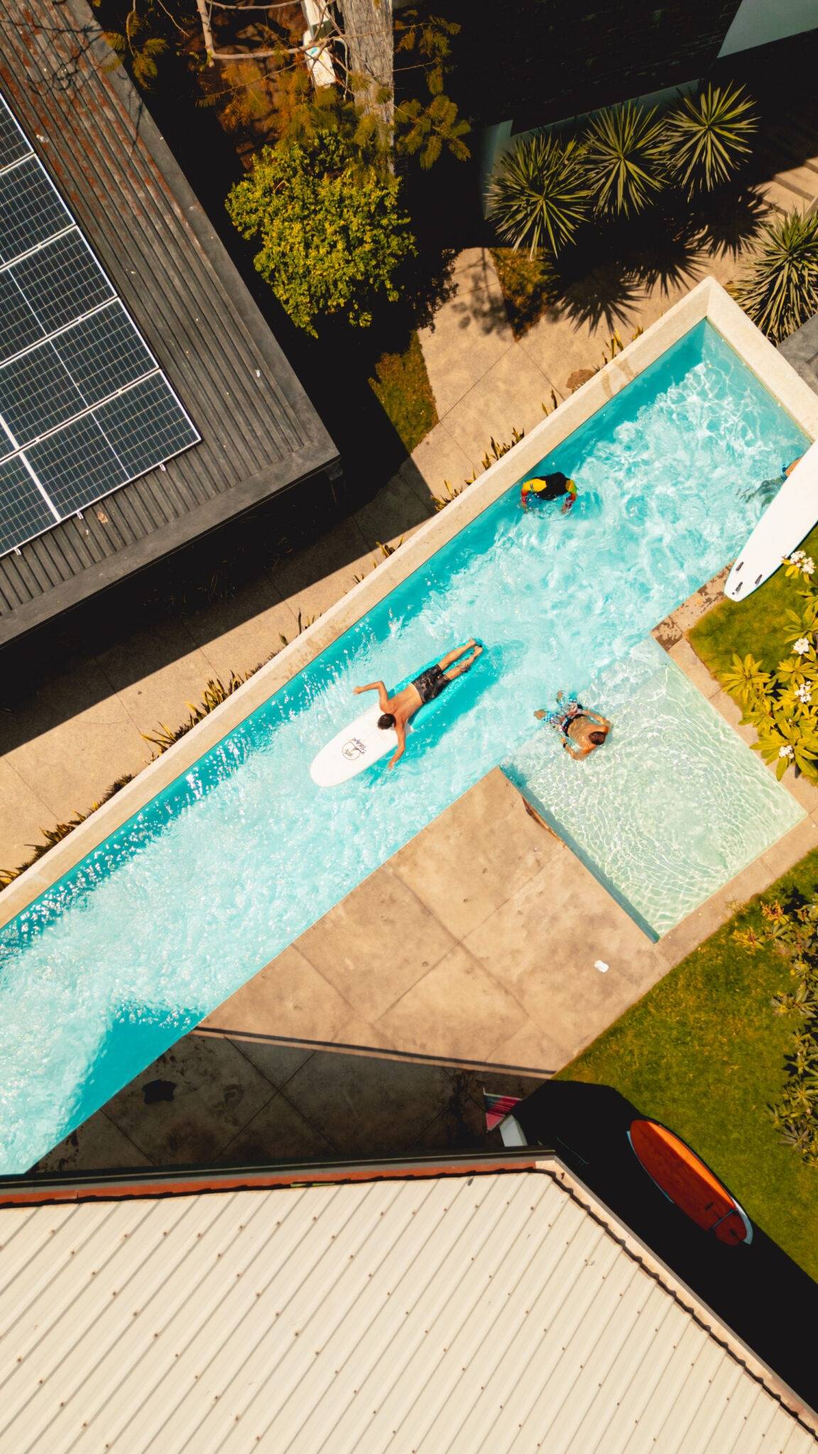 Puro Surf Hotel and Academy program